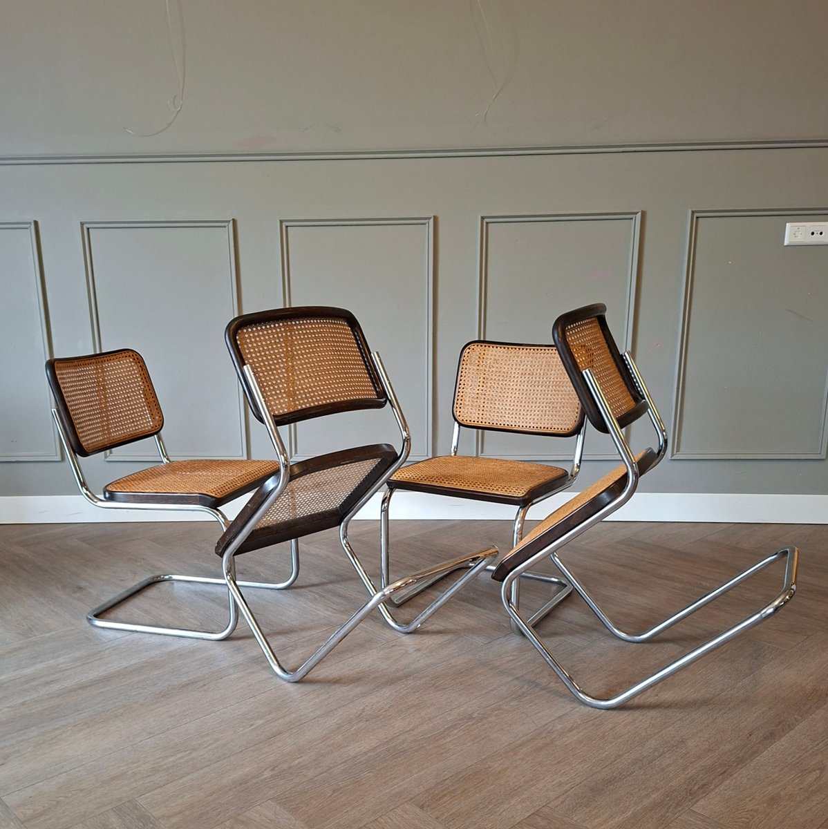 Sedie S32 di Marcel Breuer per Thonet, 1978, set di 4 in vendita su Pamono