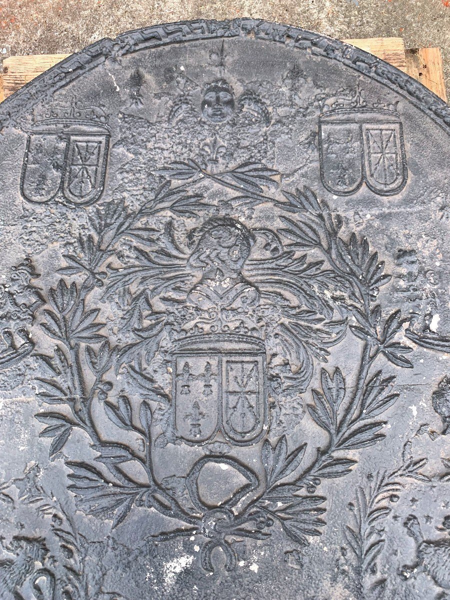 Antique Cast Iron Fireplace Backplate, 1700s for sale at Pamono