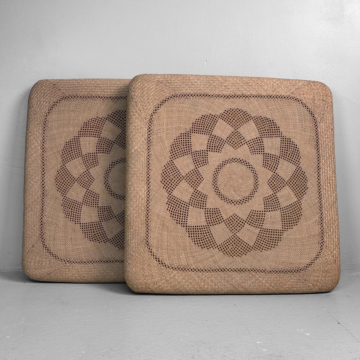 Zabuton Floor Cushions, Japan, 1960s, Set of 2 for sale at Pamono