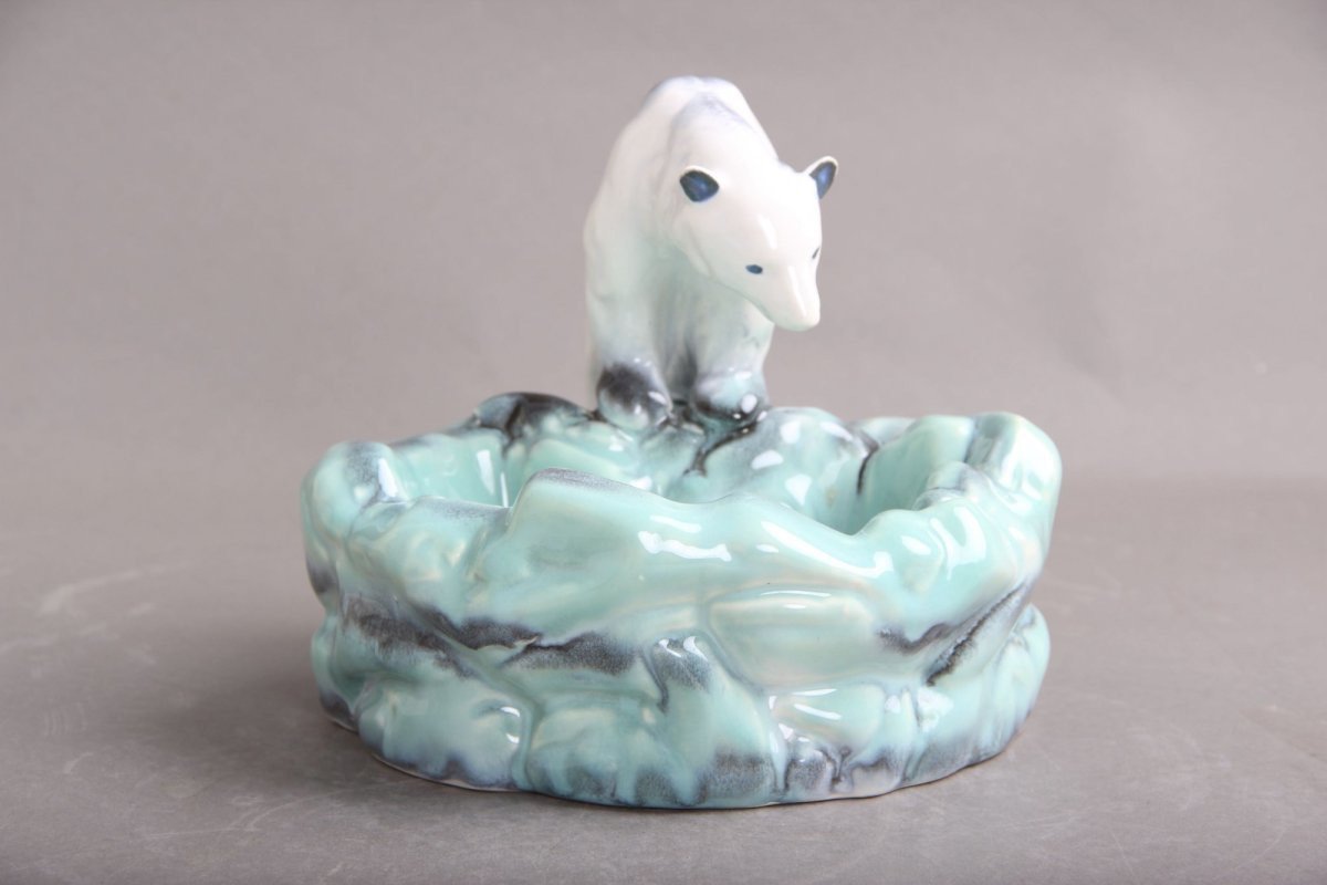 Art Deco Boheme Figurine by Ditmar Urbach Pottery, 1890s for sale at Pamono