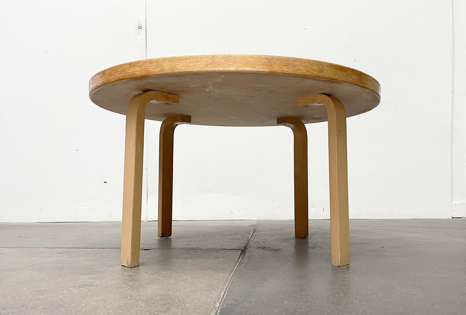 Mid-Century Modern Yellow Linoleum Coffee Table by Alva Aalto for Artek ...