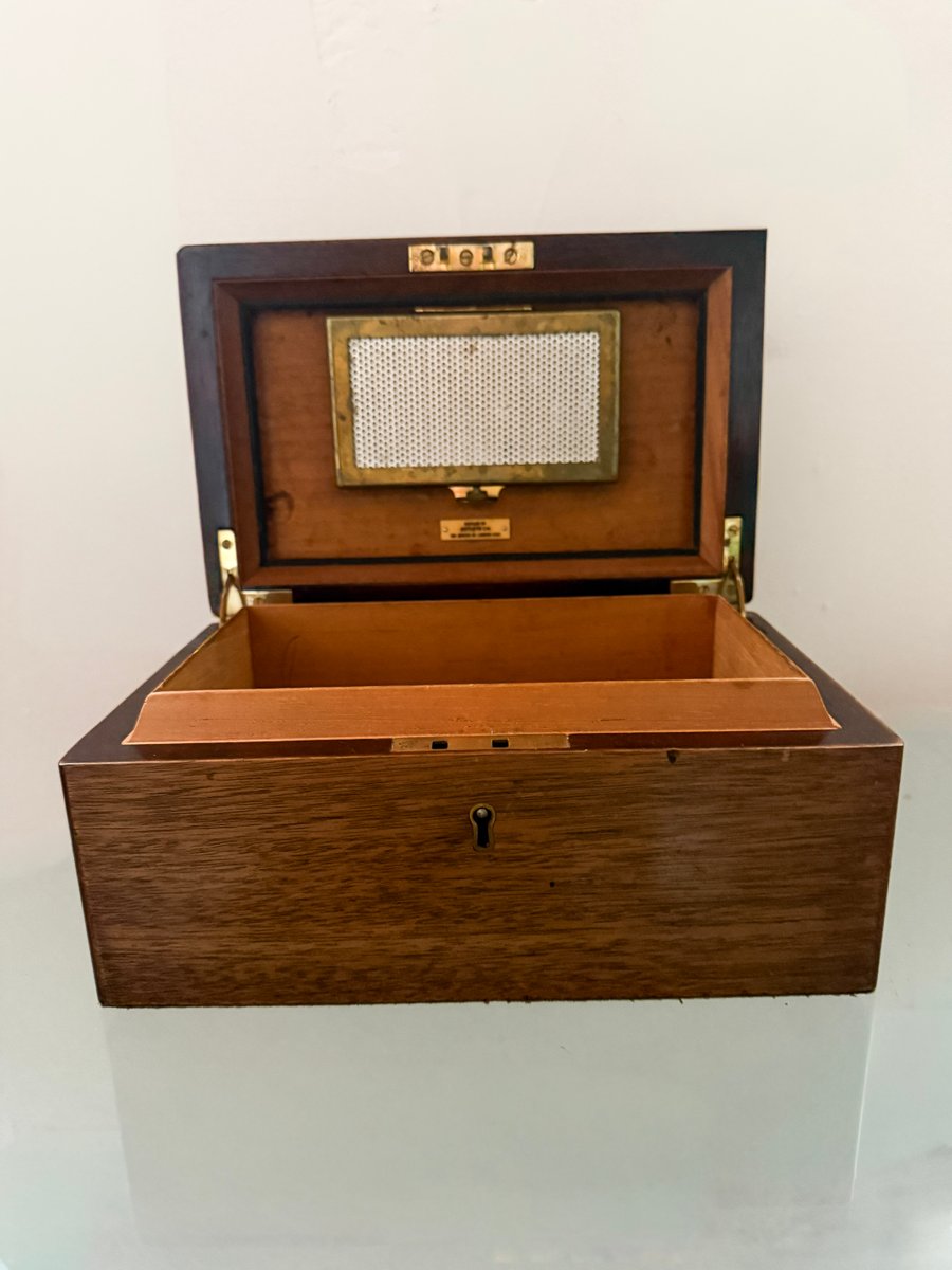 Wooden Cigar Box from Ashleys of London, 1920s for sale at Pamono