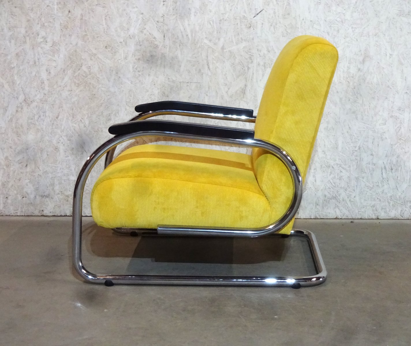 Bauhaus Chrome Tubular Frame Chair from Tubax for sale at Pamono