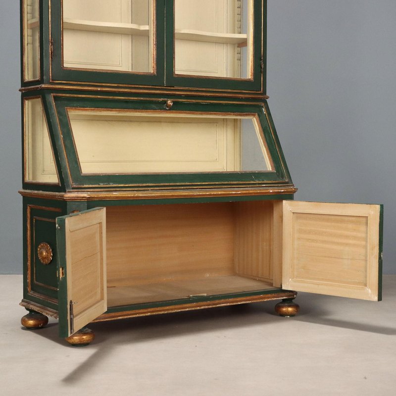 Vetrina italiana in pioppo laccato verde e vetro in vendita su Pamono