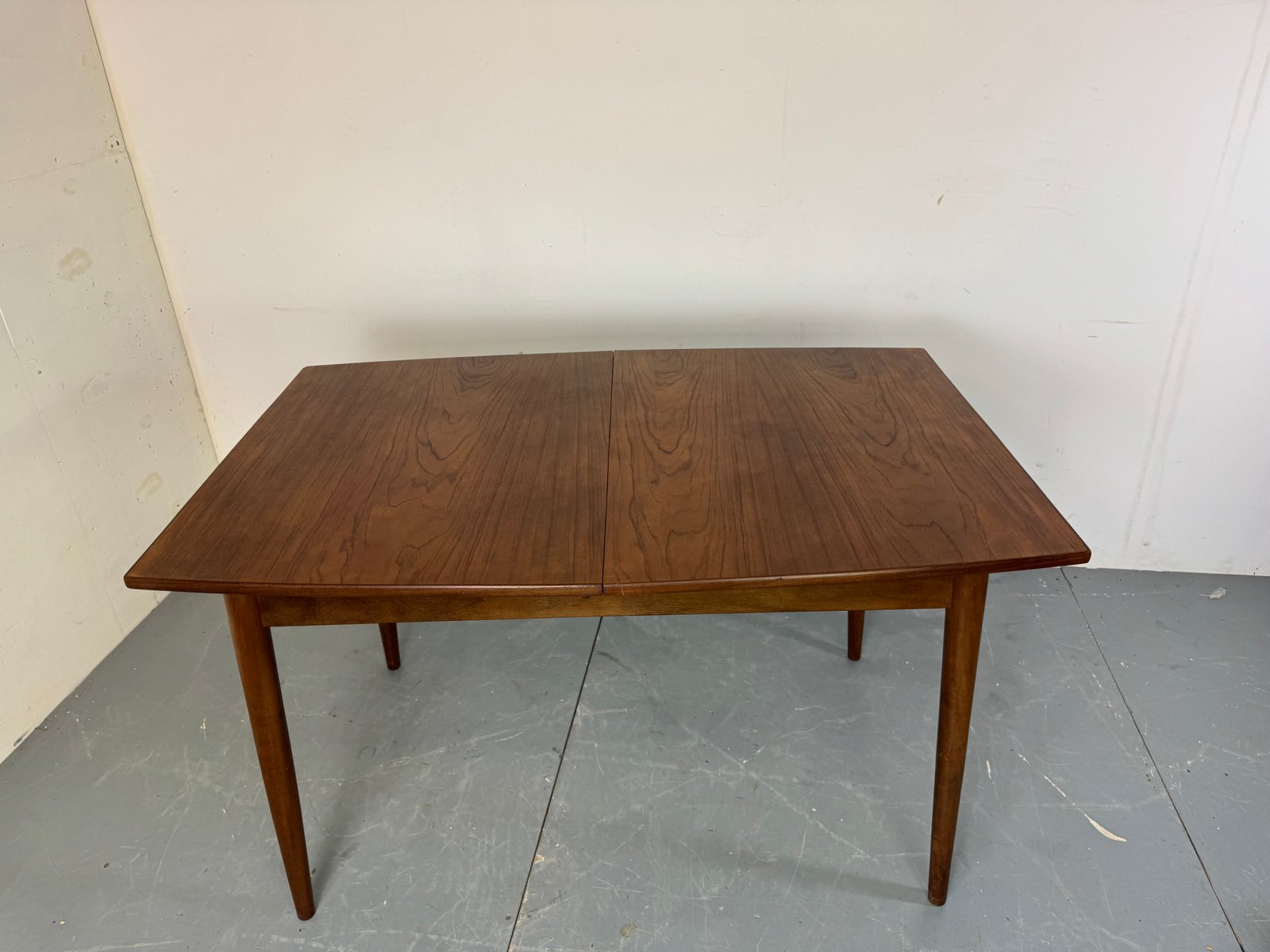 Vintage Danish Teak Extendable Dining Table, 1950s for sale at Pamono