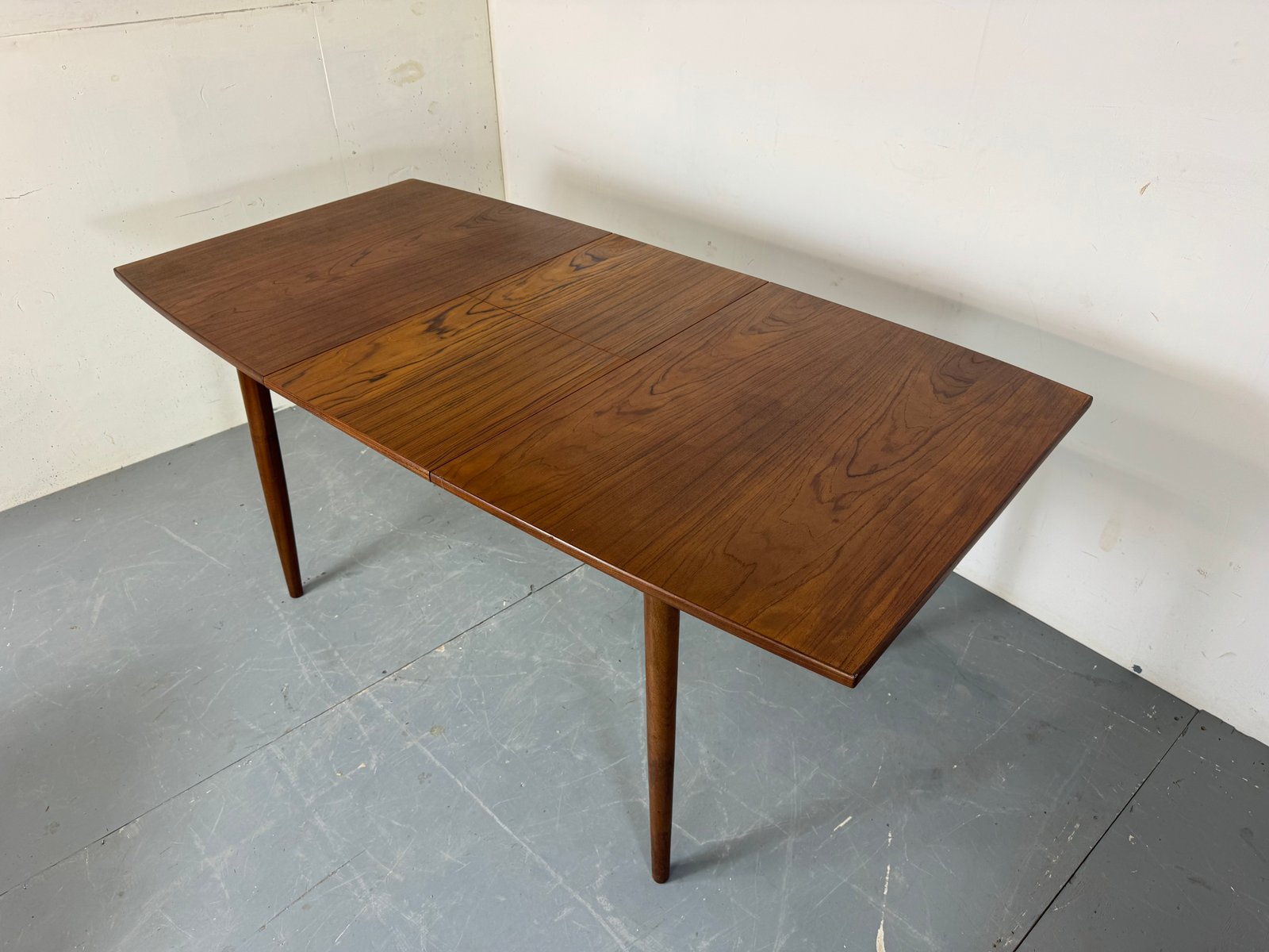 Vintage Danish Teak Extendable Dining Table, 1950s for sale at Pamono