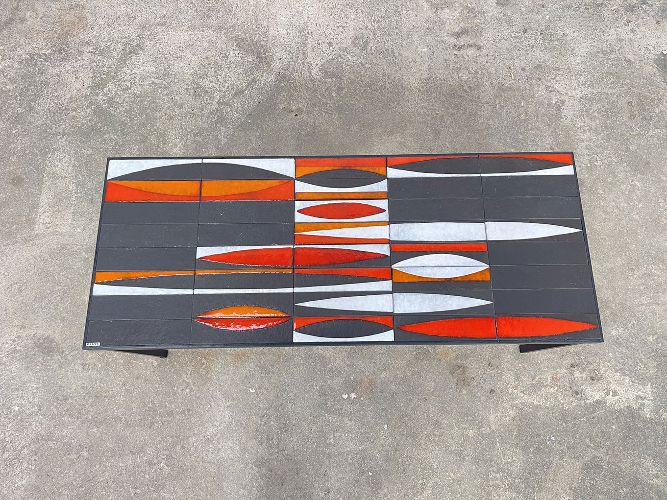 Shuttle Coffee Table by Roger Capron, 1950s for sale at Pamono
