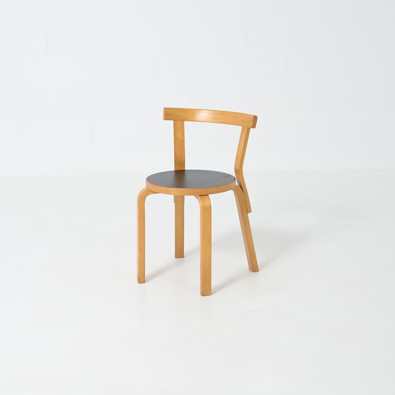 Sillas modelo 68 de Alvar Aalto para Artek, años 30. Juego de 4 en venta en Pamono