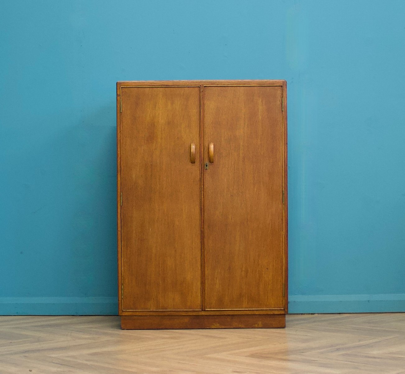 Art Deco Oak Compact Wardrobe from Austinsuite, 1950s for sale at Pamono