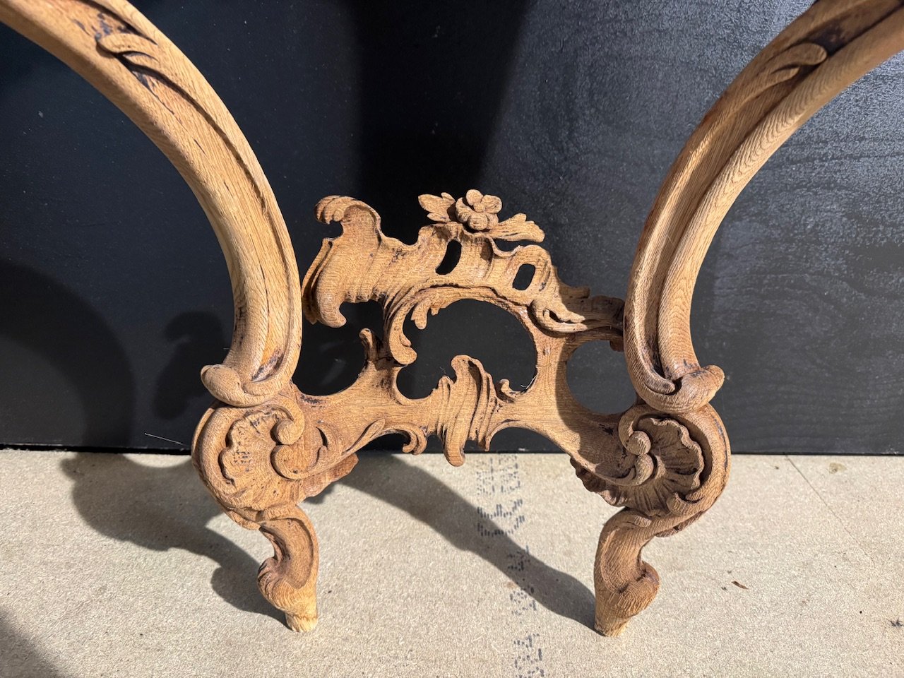 Antique French Rococo Console Table, 1870 for sale at Pamono