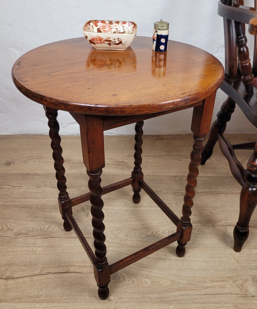 English Circular Barley Twist Occasional Table, 1930s for sale at Pamono
