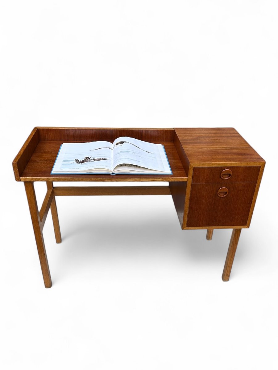 Scandinavian Style Dressing Table, 1960s for sale at Pamono
