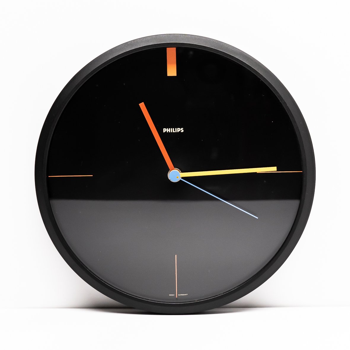 Vintage Wall Clock from Philips, 1980s for sale at Pamono