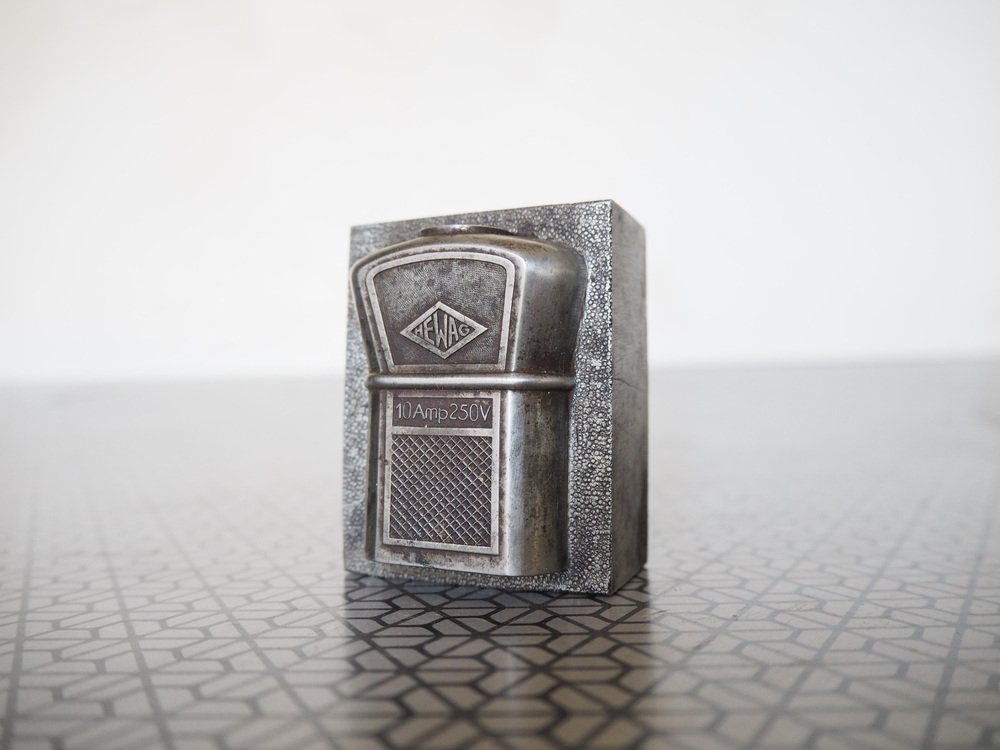 Mid-Century Modern Steel Paperweight, 1950s for sale at Pamono