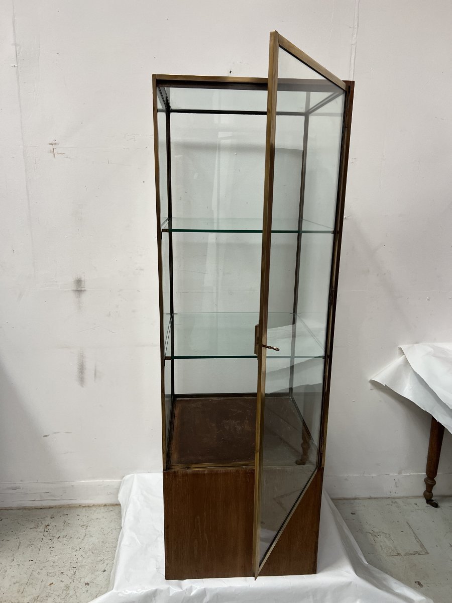Brass Shop Display Case on Oak Cabinet, 20th Century for sale at Pamono