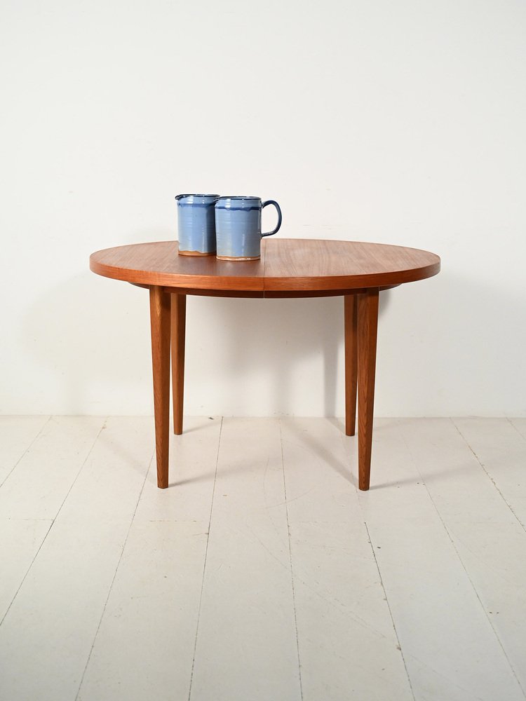 Scandinavian Round Extendable Teak Dining Table, 1960s for sale at Pamono