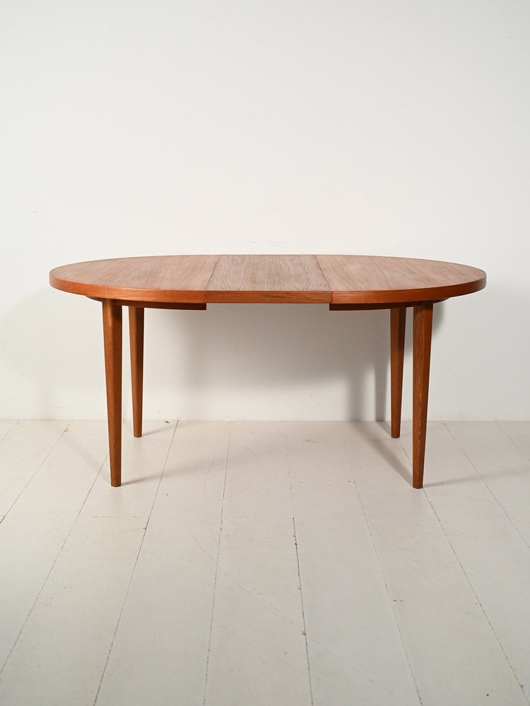 Scandinavian Round Extendable Teak Dining Table, 1960s for sale at Pamono