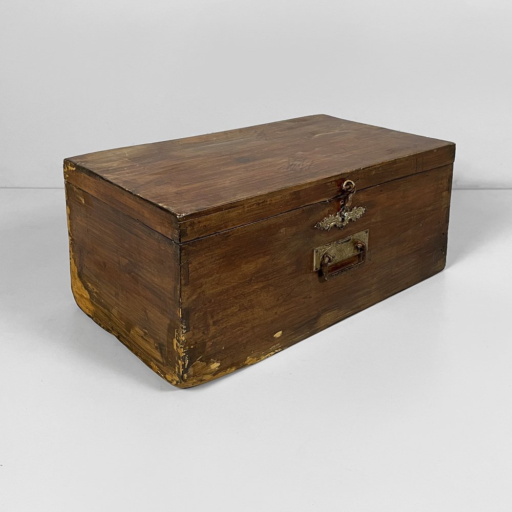 Small Mid-Century Modern Italian Box in Wood, 1950s for sale at Pamono