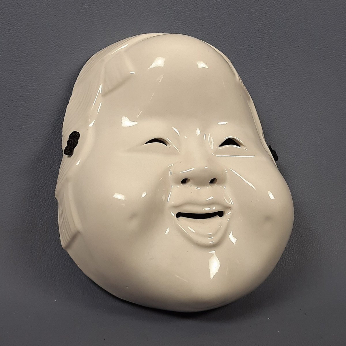 Japanese Ceramic Daikoku Okame Masks, 1980s, Set of 2 for sale at Pamono