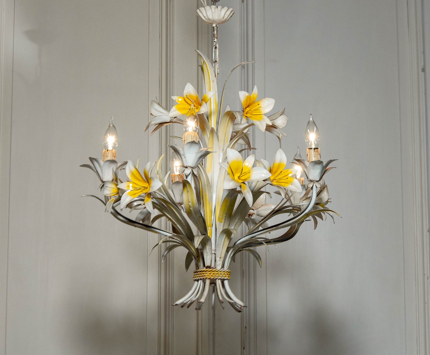 Italian Metal Lilies Tole Chandelier, 1960s for sale at Pamono