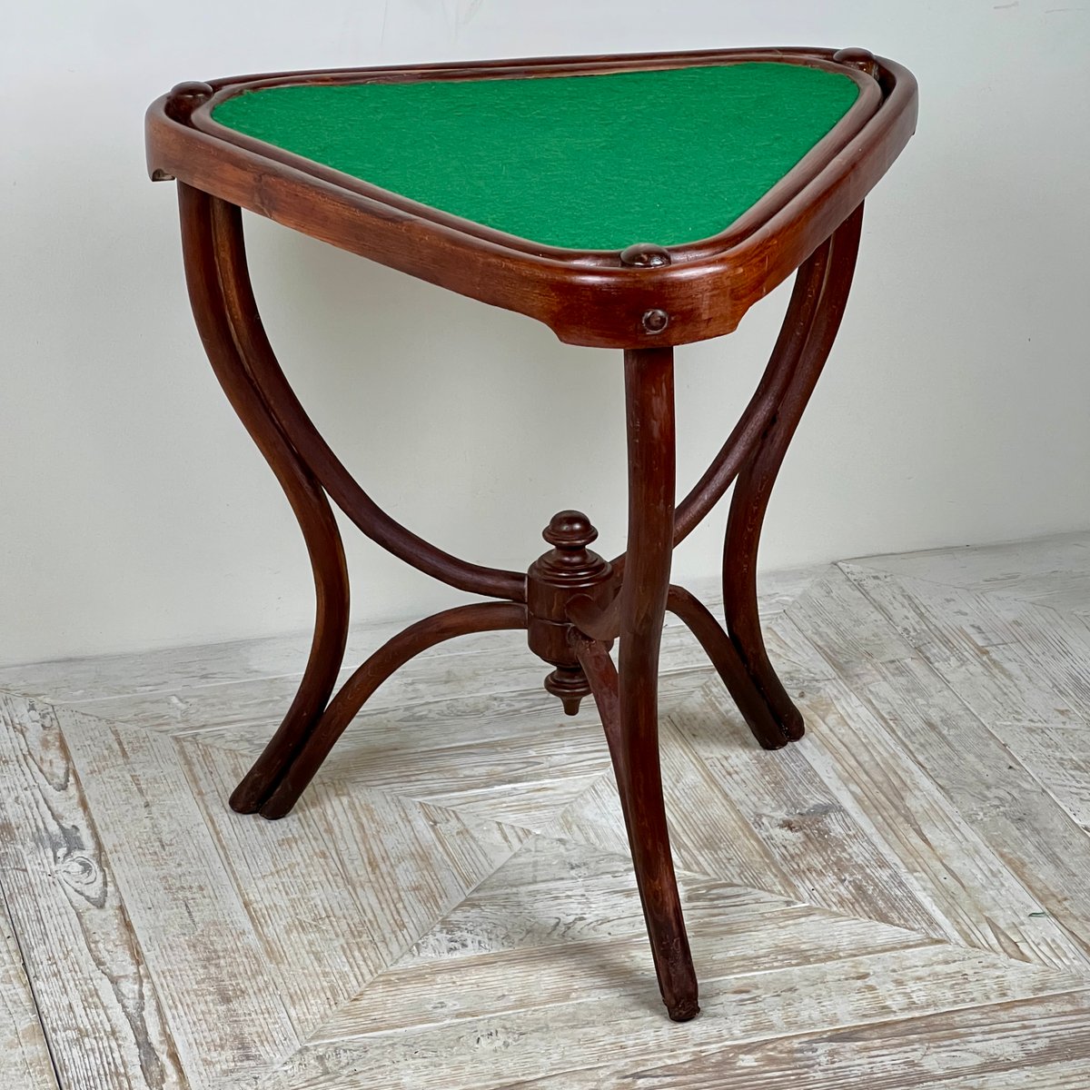 Triangular Bentwood Card Table from Thonet, 1900s for sale at Pamono