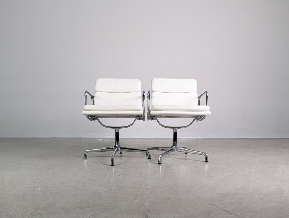 Chaise EA 208 Soft Pad en Cuir Blanc par Charles & Ray Eames pour Vitra ...