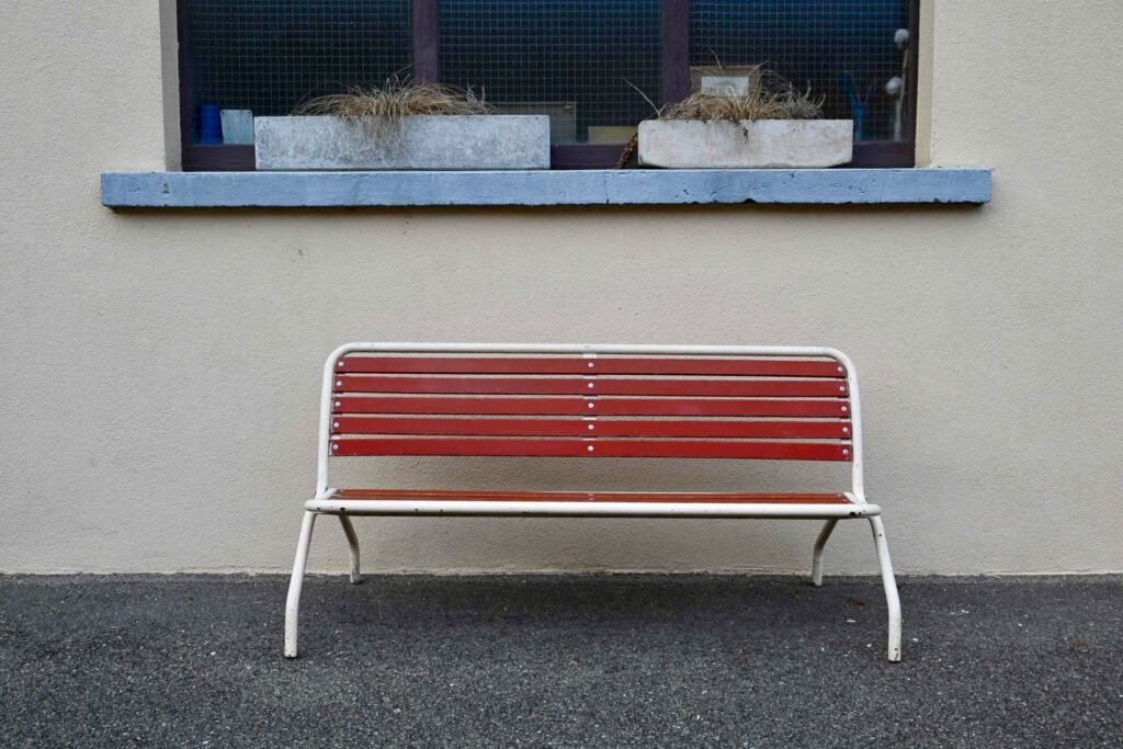 Vintage Industrial 2-Tone Folding Bench, 1960s for sale at Pamono