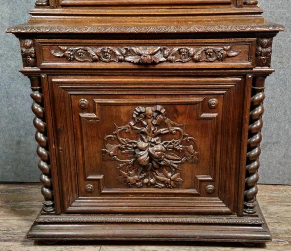 Louis XIII Style Oak Hunting Lodge Display Cabinet, 1850 for sale at Pamono