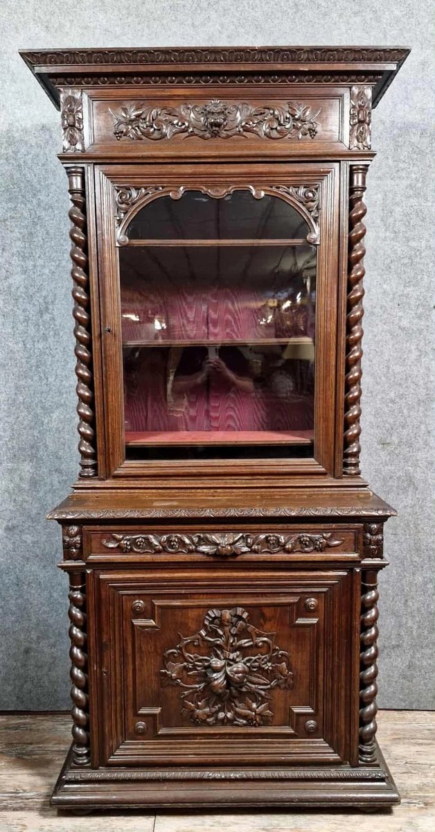 Louis XIII Style Oak Hunting Lodge Display Cabinet, 1850 for sale at Pamono