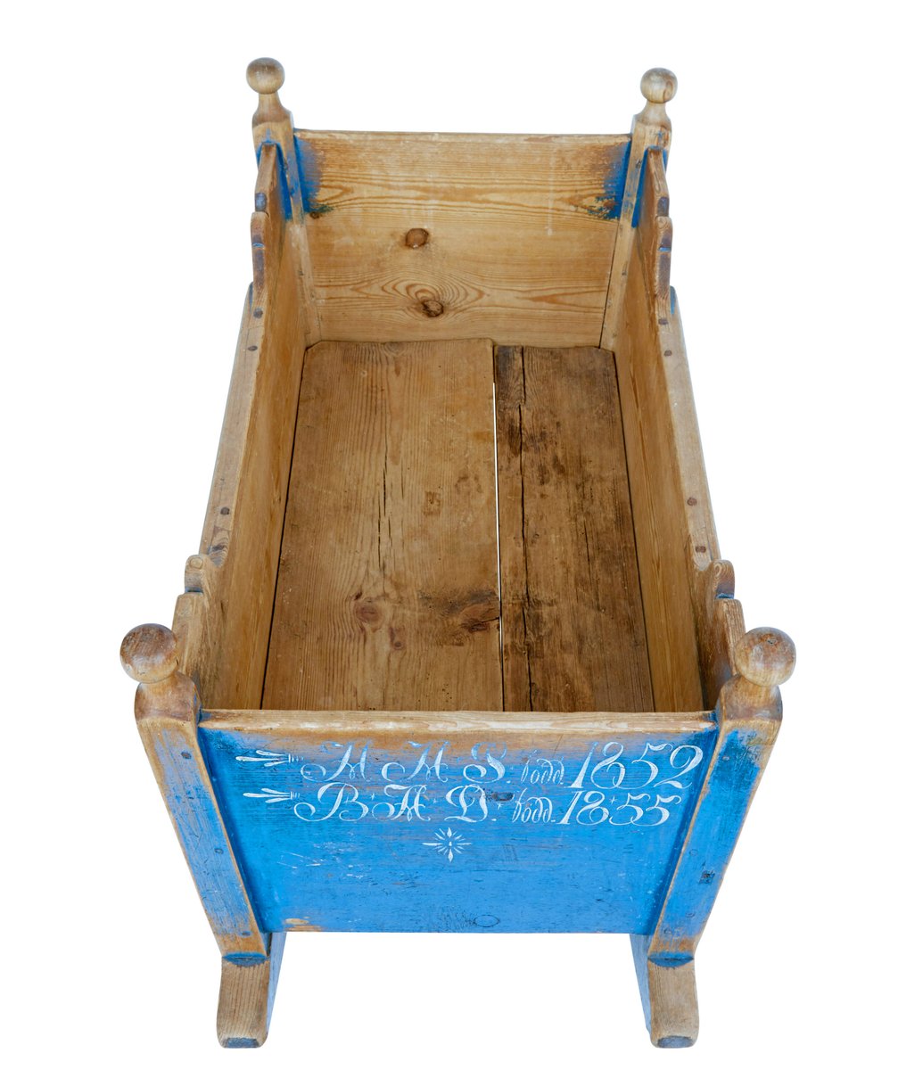 Antique Traditional Swedish Painted Pine Cradle, 1860 for sale at Pamono
