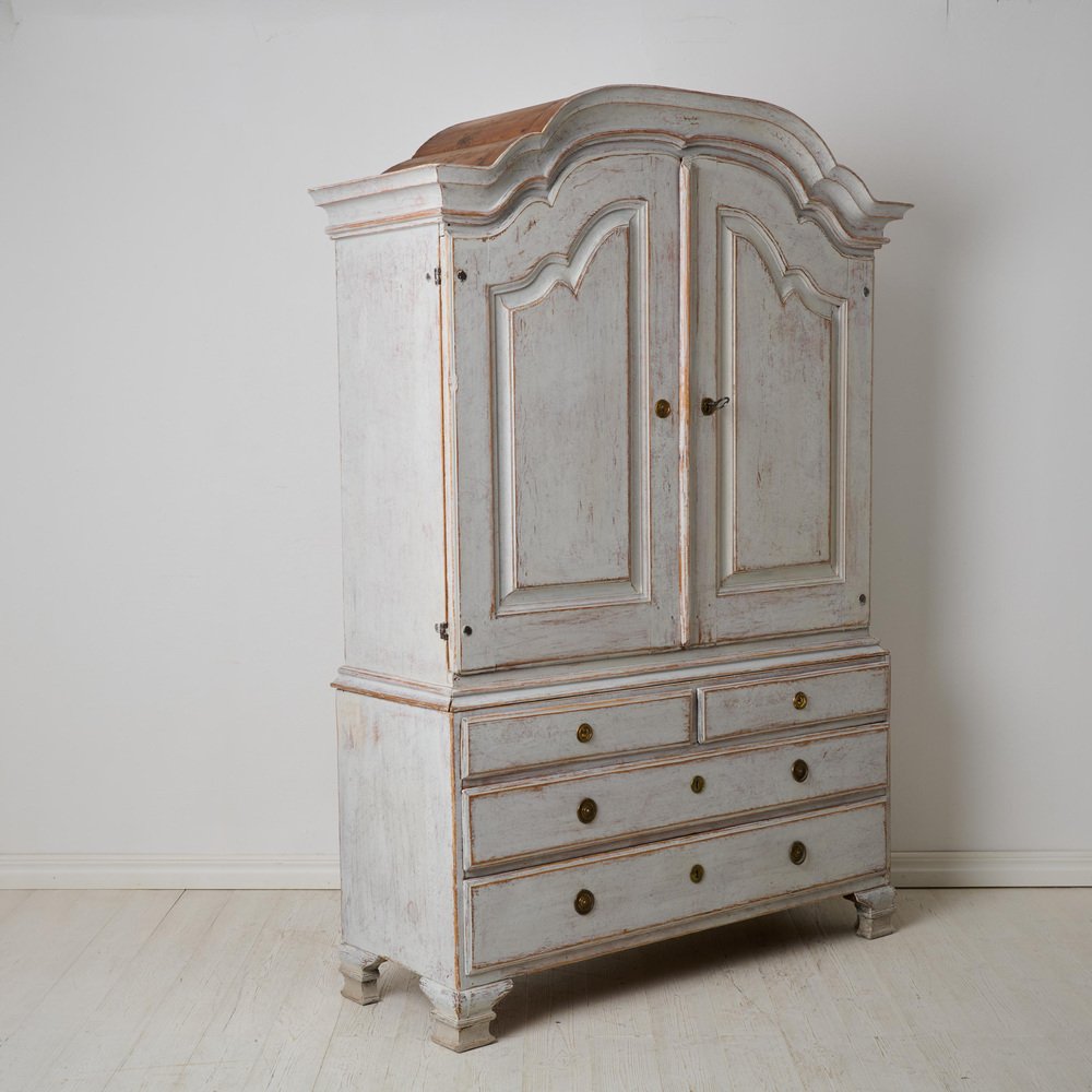 Antique Swedish Rococo Cabinet in Pine, 1700s for sale at Pamono