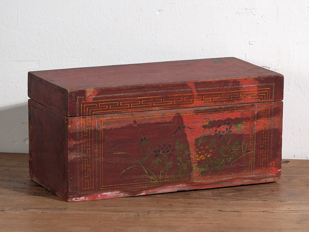 Small Antique Box with Floral Motifs, 1900 for sale at Pamono