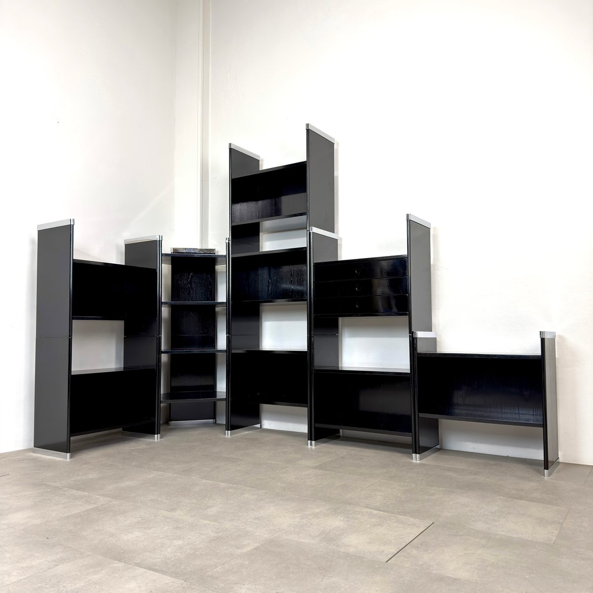 Nippon Modular Bookcase by Harucki Miyagima for La Linea, Italy, 1970s ...