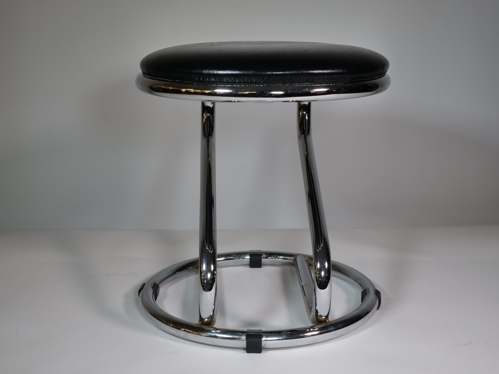 Modern Bauhaus Chrome and Leather Stool, 1980s for sale at Pamono
