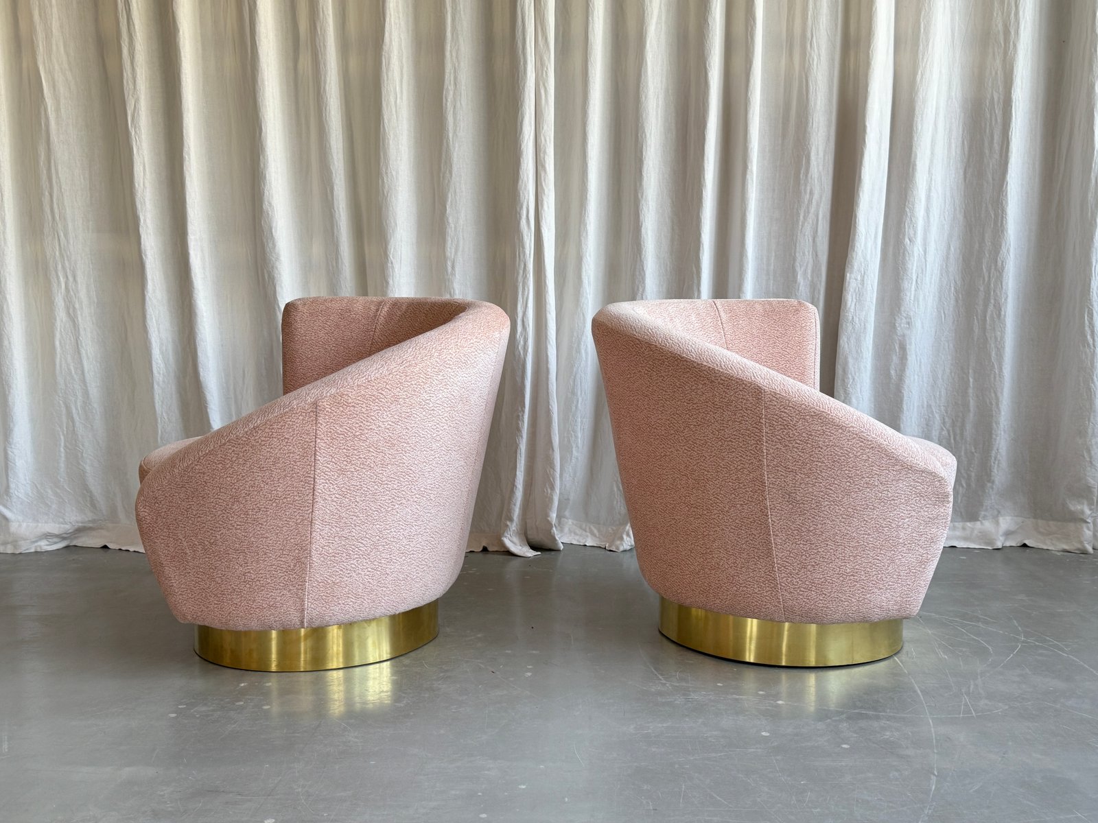 Mid-Century Modern Nautilus Swivel Lounge Chairs by Vladimir Kagan ...