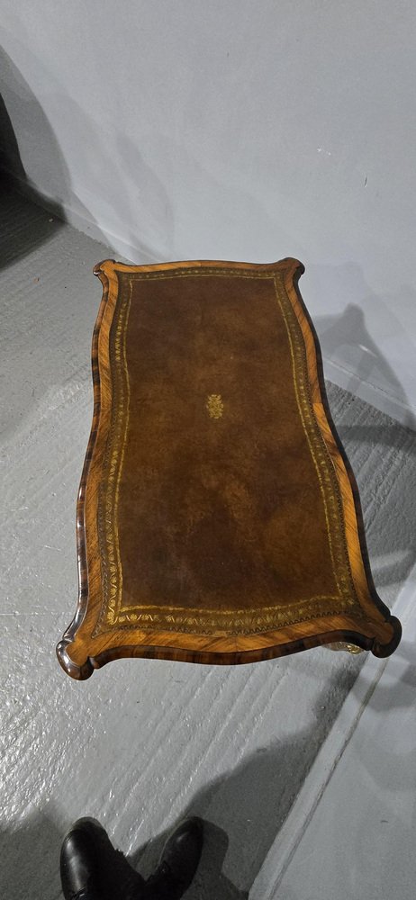 French Burr Walnut Bureau Plat Desk, 1880 for sale at Pamono