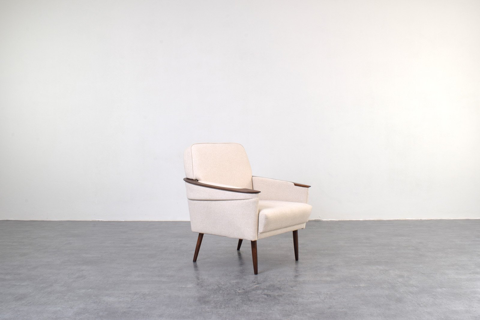 Mid-Century Modern German Lounge Chair, 1960s for sale at Pamono