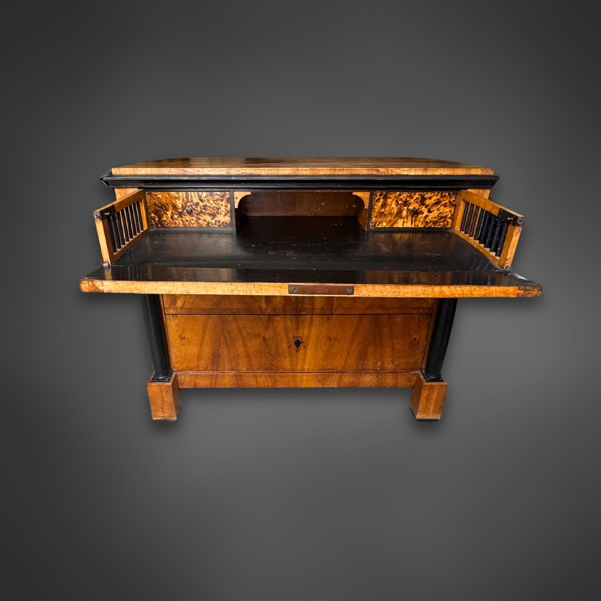 Biedermeier Writing Desk in Walnut, 1820-1830 for sale at Pamono