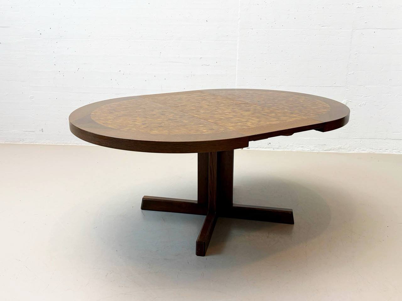 Vintage Swiss Round Dining Table by Dieter Waeckerlin, 1970s for sale ...