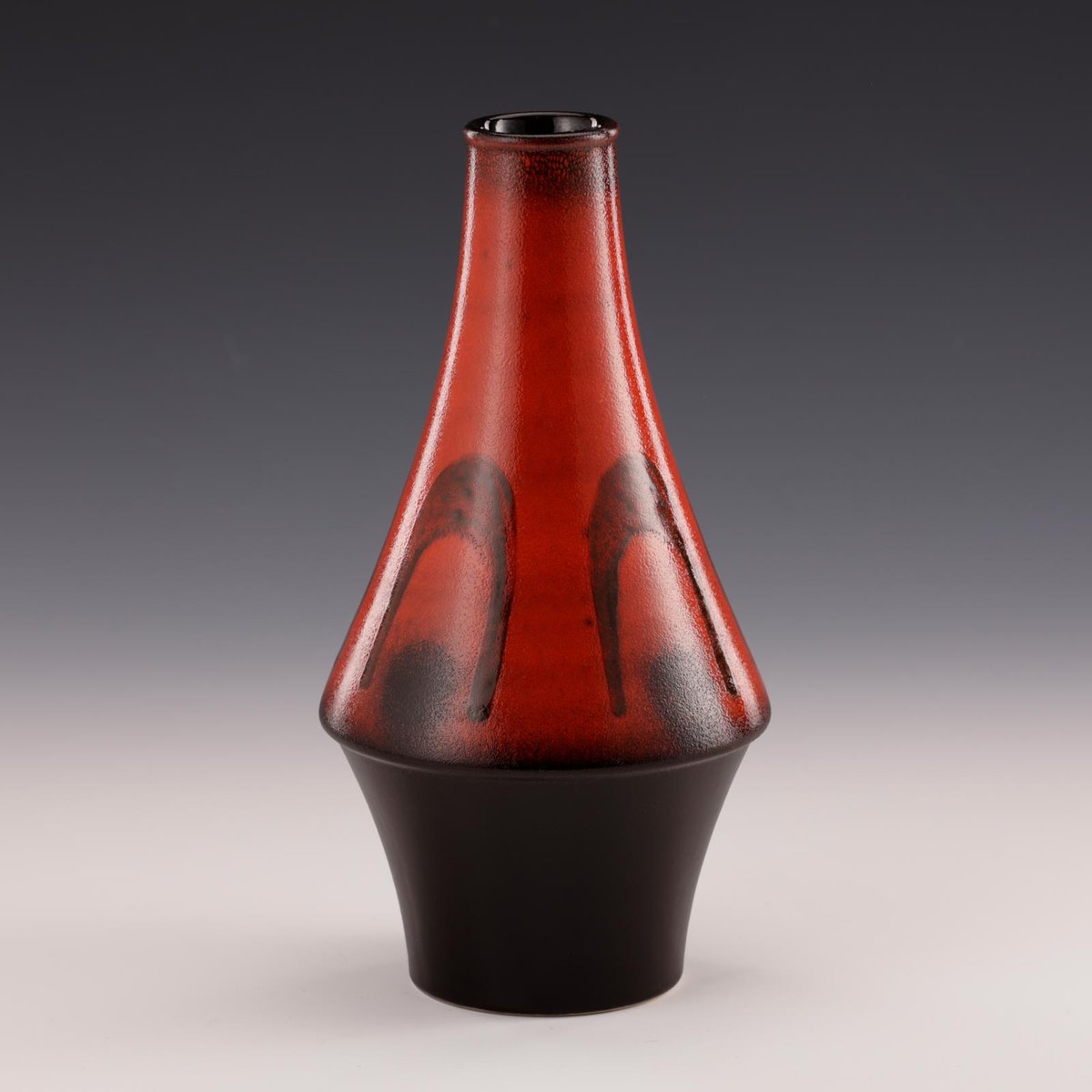 Ceramic vase by Dümler & Breiden, Model 15 25, in Red and Black ...