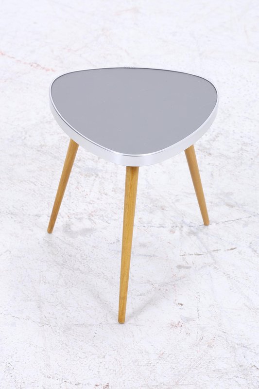 Mid-Century Kidney-Shaped Table or Plant Stand for sale at Pamono
