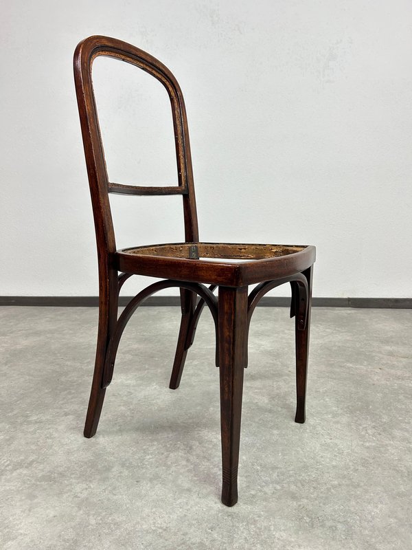 No. 715 Dining Chairs attributed to Gustav Siegel for J&J Kohn, 1920s ...