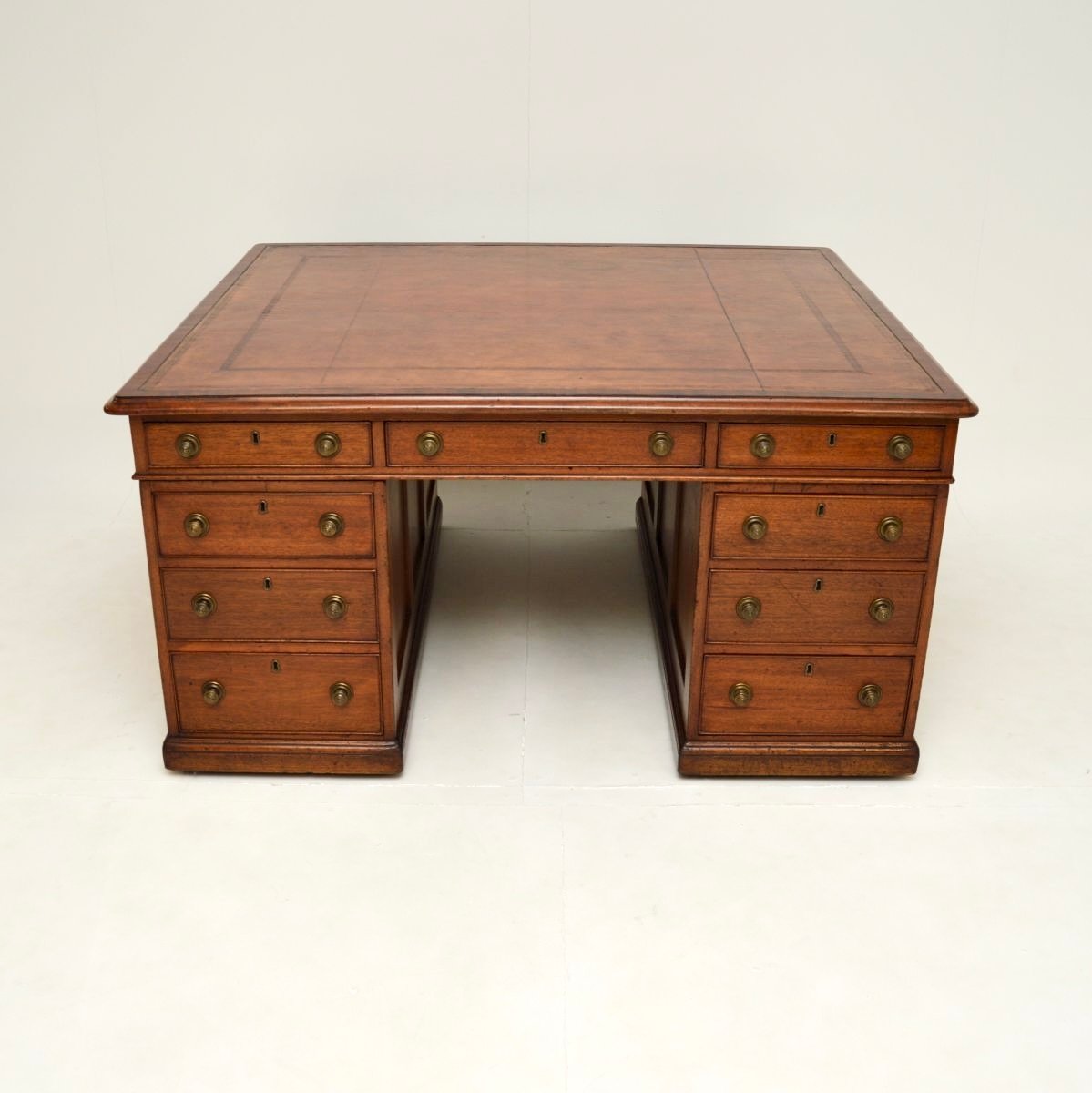 Antique Victorian Leather Top Partners Desk, 1840s for sale at Pamono