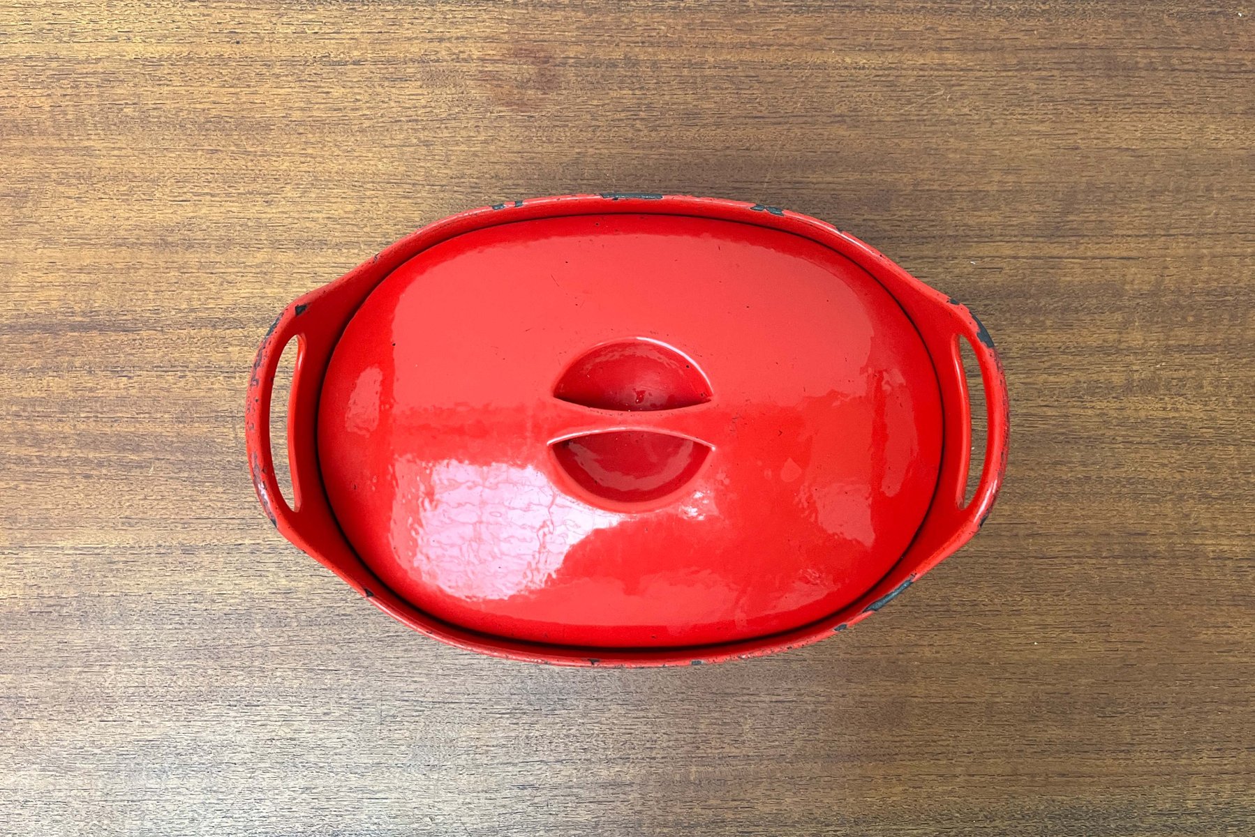Mid-Century Modern Red Enamel Cast Iron Pot by Timo Sarpaneva for ...