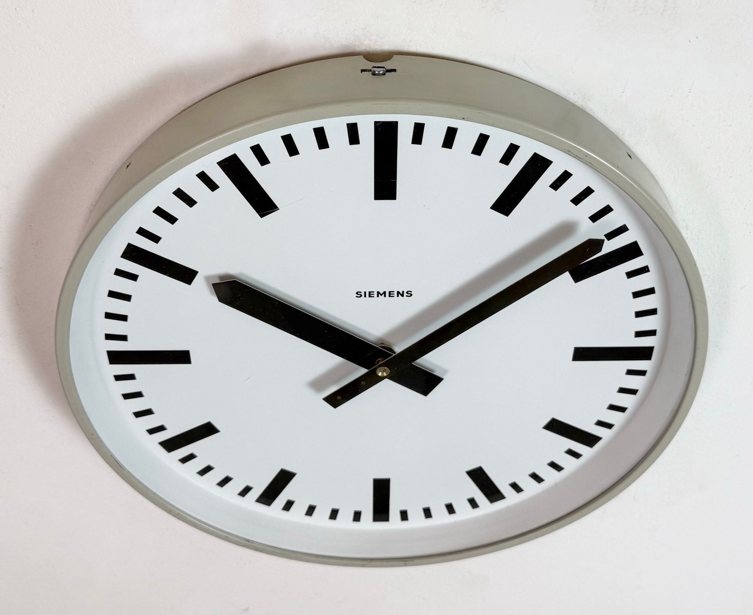 Vintage Industrial Factory Wall Clock from Siemens, 1970s for sale at ...