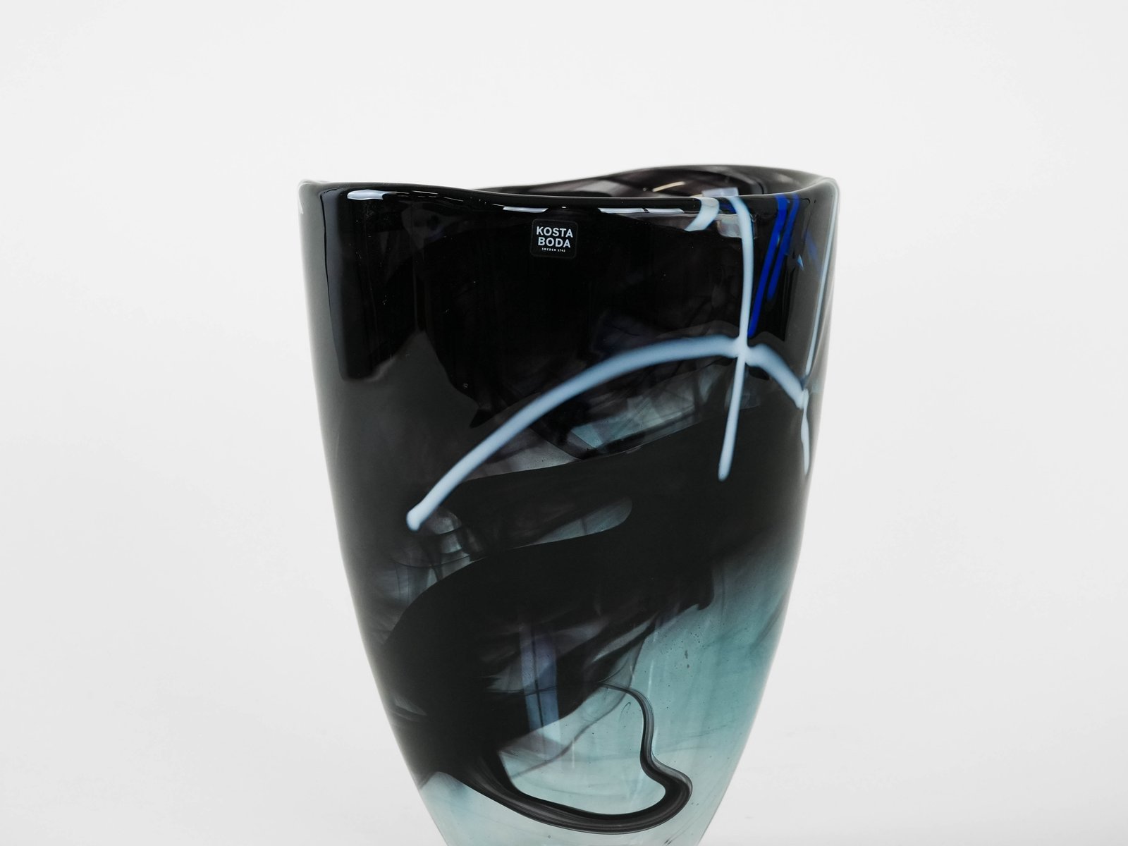 Swedish Glass Vase by Anna Ehrner for Kosta Boda, 1980s for sale at Pamono