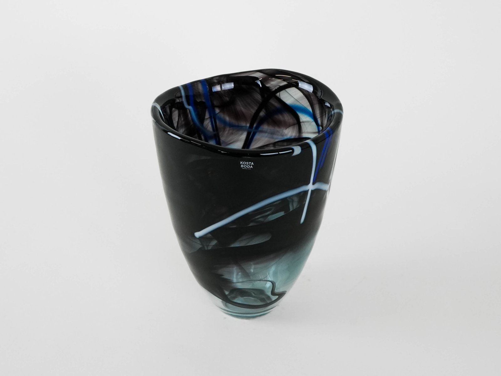 Swedish Glass Vase by Anna Ehrner for Kosta Boda, 1980s for sale at Pamono
