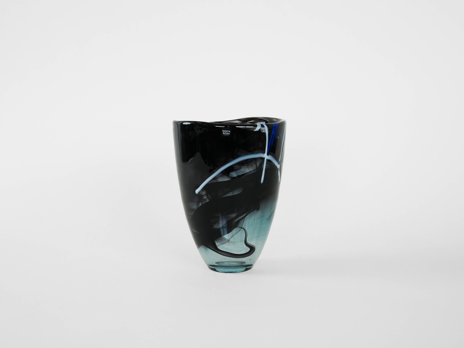 Swedish Glass Vase by Anna Ehrner for Kosta Boda, 1980s for sale at Pamono