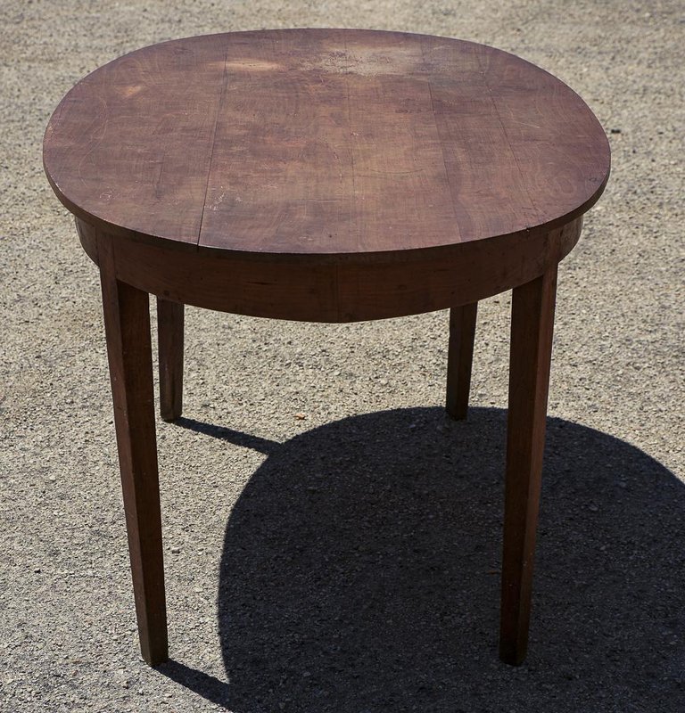 Oval Table in Cherry Wood with Pin Base, 1800s for sale at Pamono