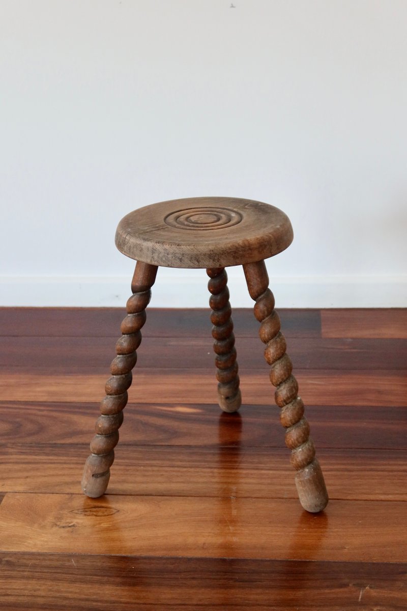 Vintage Rustic Tripod Stool in Turned Wood, 1950s for sale at Pamono